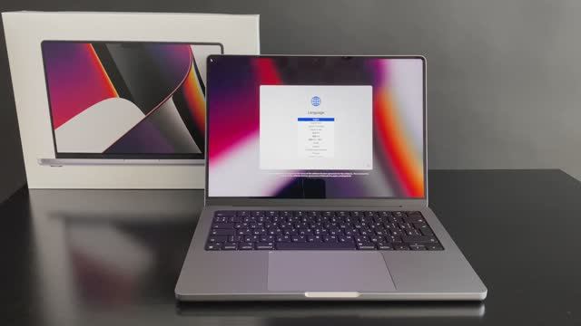 MacBook Pro 14