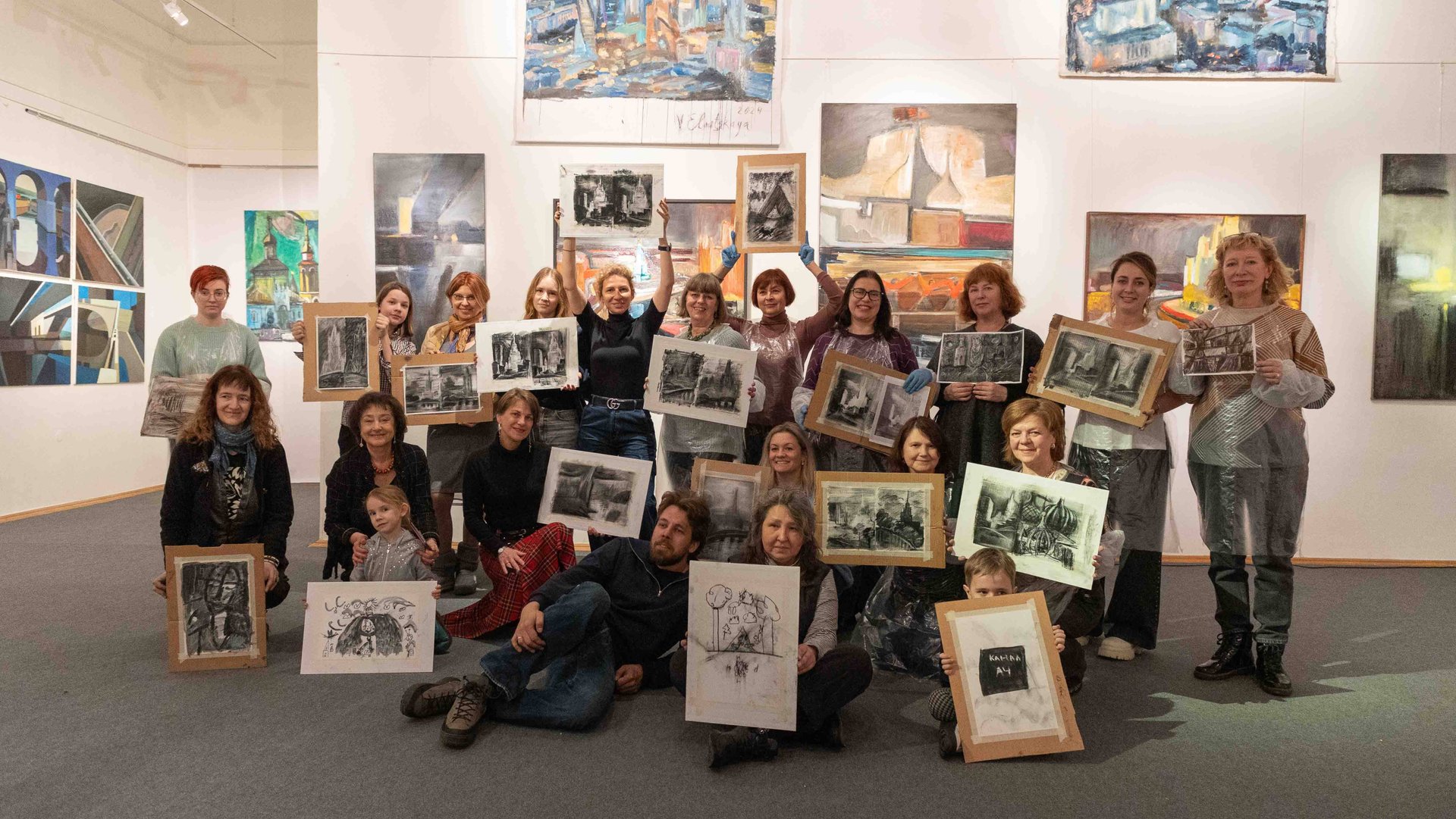 Мастер-класс по рисованию соусом