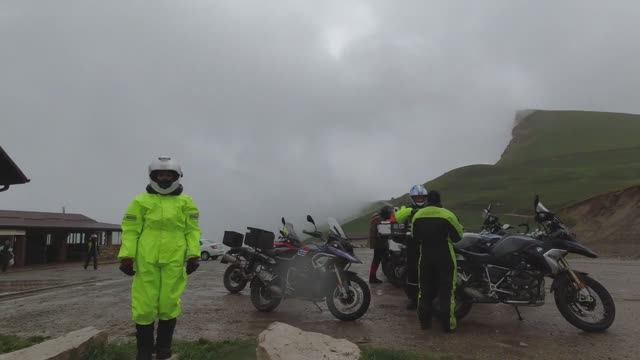 ЭЛЬБРУС НЕ ХОЧЕТ НАС ВИДЕТЬ !?! Мотопутешествие Сочи-Эльбрус, с Русмототревел   3 серия