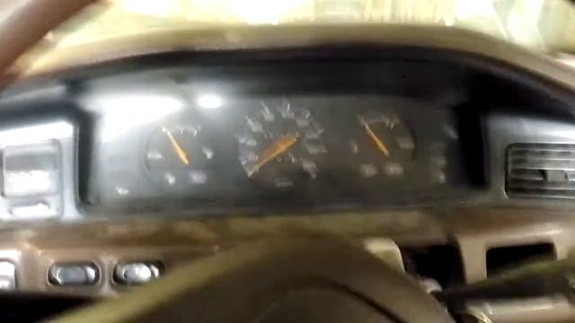 Nissan Bluebird U12 CA18i заводим