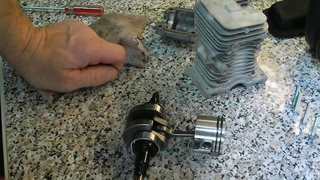 СОБИРАЕМ НОВЫЙ МОТОР ДЛЯ БЕНЗОПИЛЫ ШТИЛЬ 180