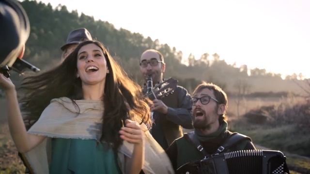 Geamparalele (Romania) - Barcelona Gipsy balkan Orchestra