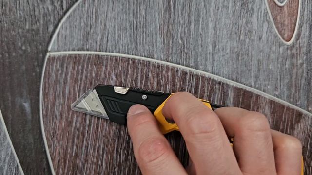 Обзор строительного ножа stayer