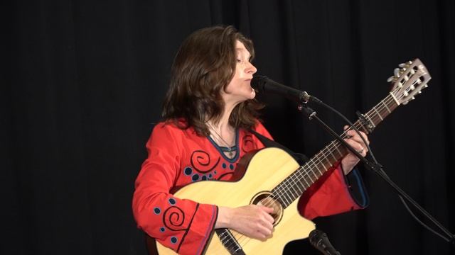 Елена Фролова "Ехал всадник на коне..." (Е.Фролова - Б.Окуджава)