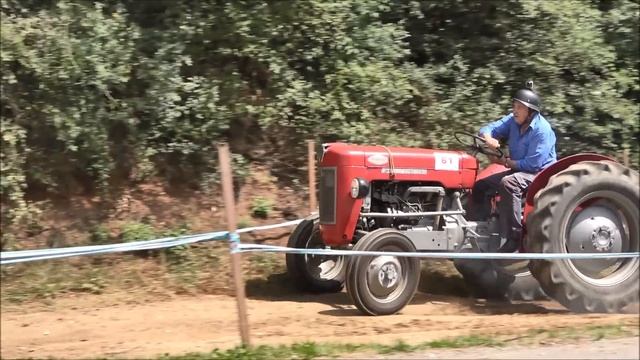 Экстремальные гонки: тракторы против грязи и времени