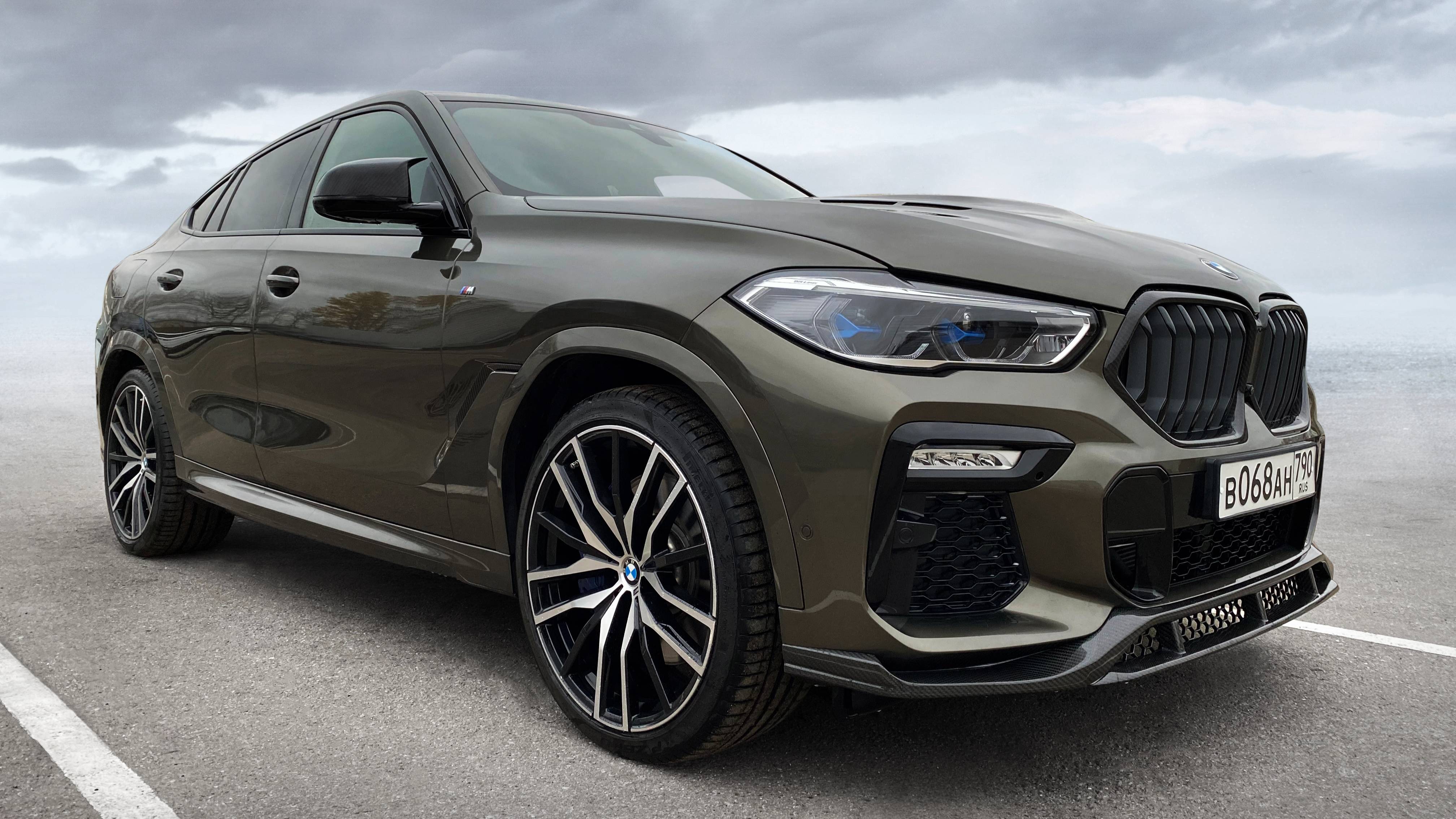Карбон BMW X6 G06 \ F96 Renegade Design