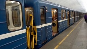 Вагон прямоугольный с полосками