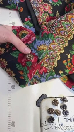Пошив жакета из павло-посадских платков