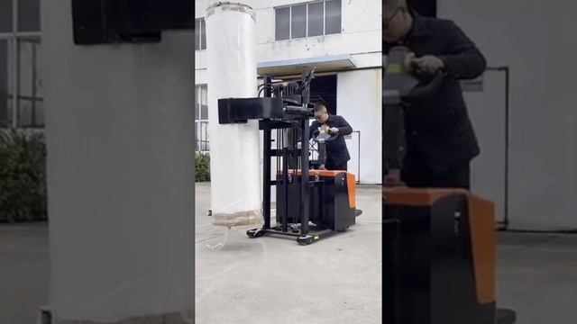 Электрическая самоходная тележка г/п 500кг для перевозки и кантования/вращения рулонов