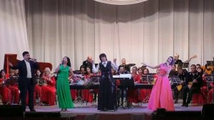 Ю.Почкалова,Н.Долгалёва и В.Утишев "Песенка о хорошем настроении"
