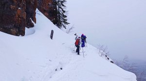 К таёжным скалам, на запад от Тукуринского перевала