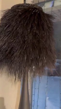 В салоне представлена экcпозиция дизайнерской мебели Ohh mebel, которая оживит любой интерьер.
