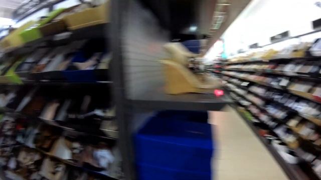 SAWGRASS MILLS MEGA MALL - Saks Fifth Avenue OFF 5TH - смотреть видео ...