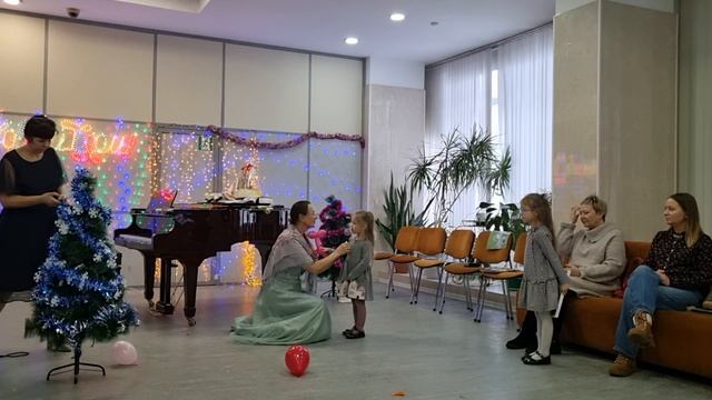2025-01-11 - 12 Елена Инкона 06 - Лиза. Снег на улице