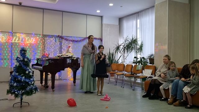 2025-01-11 - 12 Елена Инкона 08 - Алёна. Санкт-Петербург в непогоде