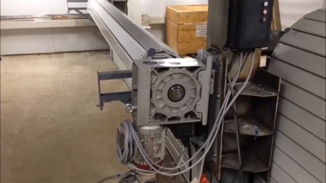 Промышленные рулонные ворота AL-120 размером 4х13 метров для Уральского завода гражданской авиации