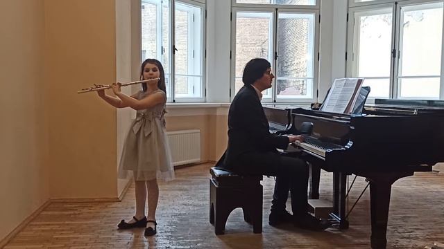 Вероника чижик  6 лет флейта конкурс