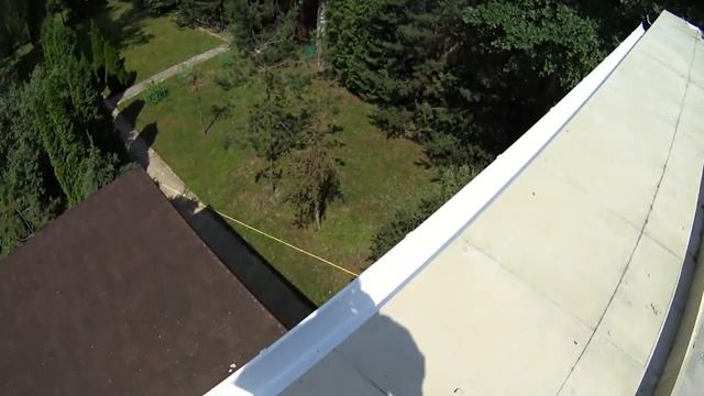 Полный комплекс устройства водосточной системы на крыше