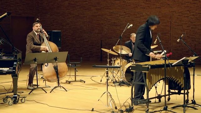 Коломбина. Музыка для вибрафона. А.Чижик и Берлинское джазовое трио. Мариинский театр 2015
