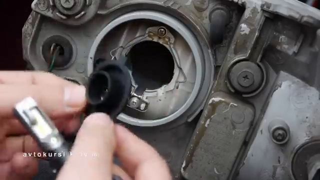 Инструкция Замены Ламп в Фаре H4,Гологенн,Led, светодиодная