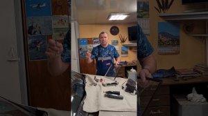 Самостоятельный ремонт сколов и трещин на лобовом стекле автомобиля. Минусы ремонта