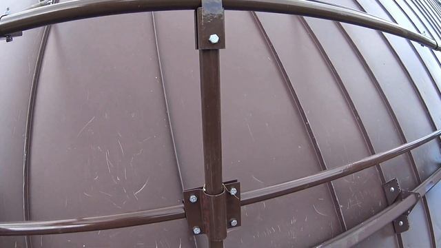 Установка ограждений со снегозадержателями для фальцевой кровли