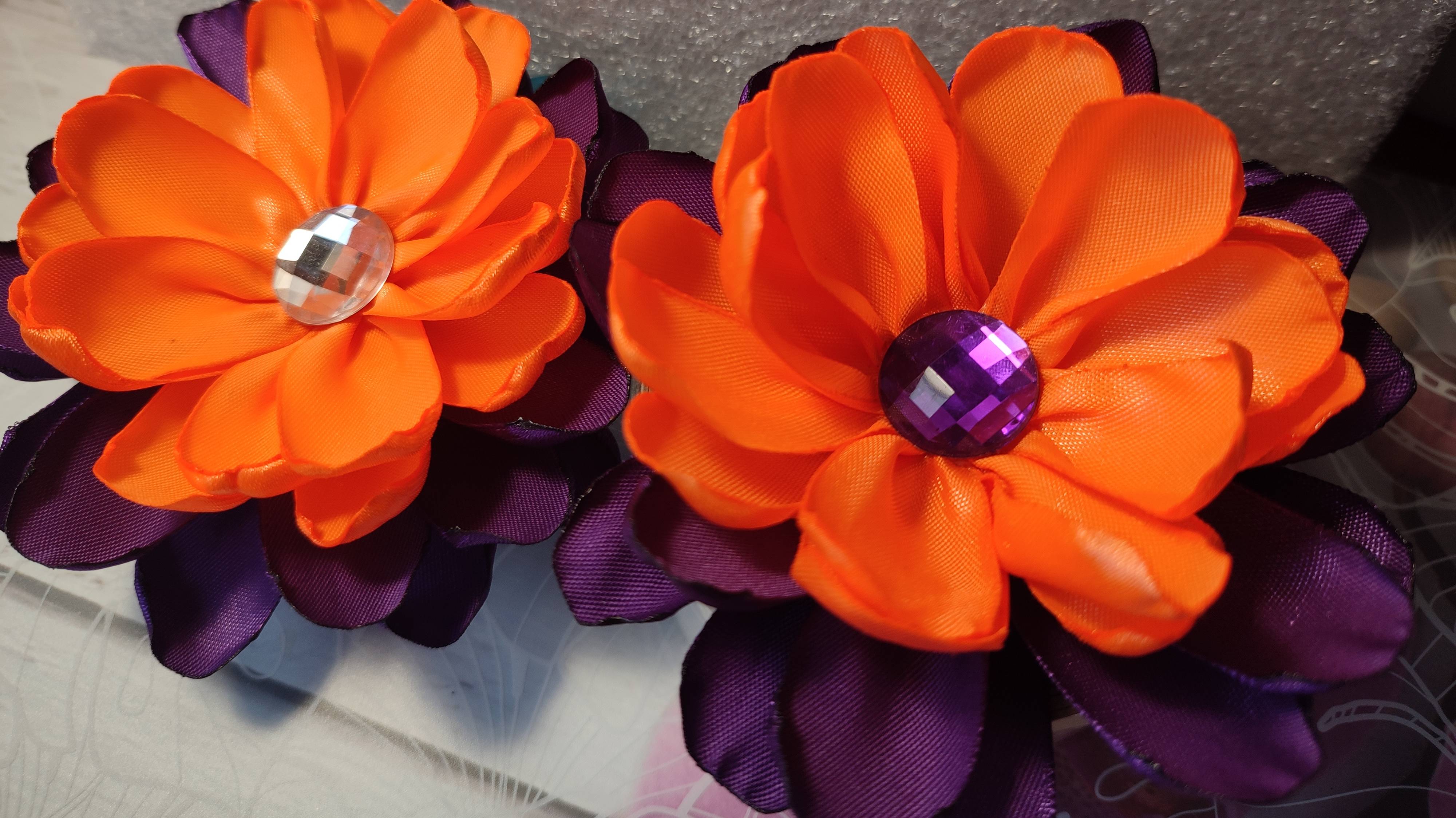 Лотос оранжевый-фиолетовый, канзаши пышный цветок из лент