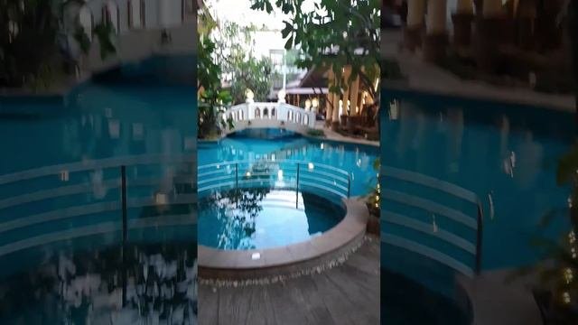 Вечер в отеле на  пляже Патонг