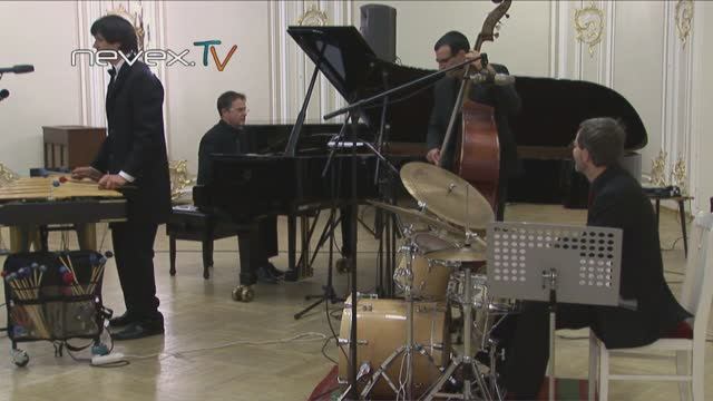 Retirantes. Алексей Чижик вибрафон и Итальянское джаз трио. Music by Andrea Marcelli.