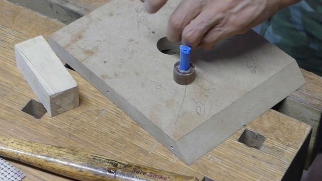 Как сделать винт для прижимной пластины (крышки рычага) ручного рубанка
