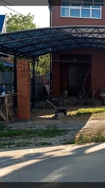 Навесы Ростов. Строительство навесов. Двор под ключ.