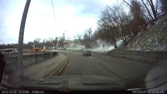 чуть на яузе не въехали в меня