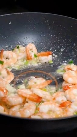 Салат фунчоза с креветками. шикарная заправкв