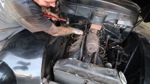The 1939 Mercury Engine Is Stuck And Will Not BUDGE!!!