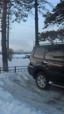 ПАДЖЕРО 4 гостевой ролик Mitsubishi Pajero 4