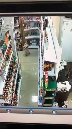 Ребёнок грабит магазин!!! Пятигорск!