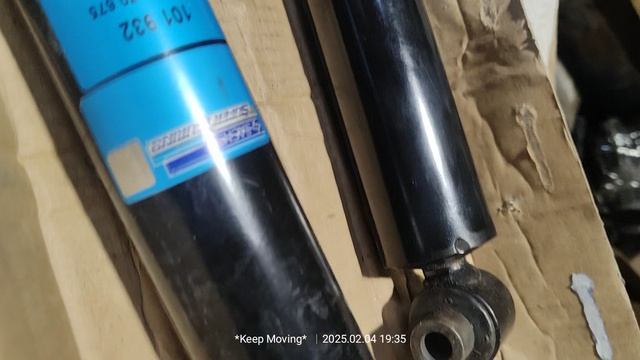 Амортизаторы новые Sachs для VW LT .
 Обзор для согласования с клиентом  и упаковка перед отправкой