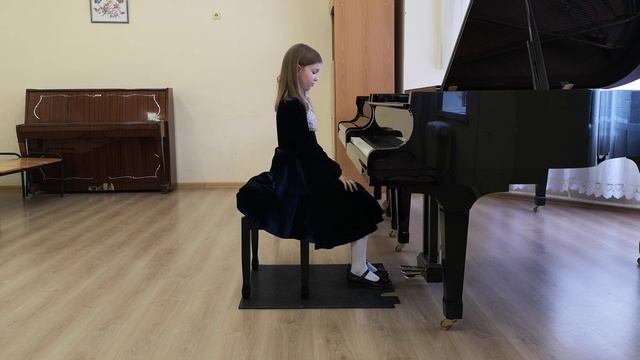 Э.Григ. Поэтическая картинка, op.3, №1.И.С.Бах. Двухголосная инвенция F-dur.