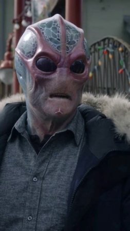 Resident Alien's Harry gets to call kids what they truly are! Lucky ass alien! #ResidentAlien