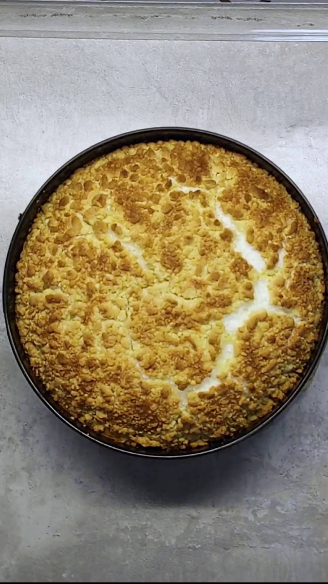 Нежный пирог-суфле с персиками