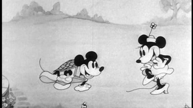 Черно-белый Микки Маус 13.Mickey.Cuts.Up.1931
