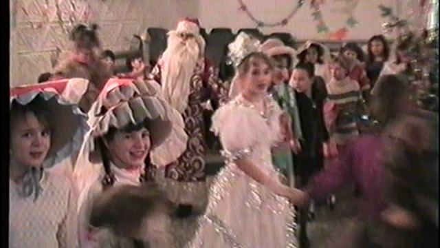 новый год в ЦДТ часть 3 Поспелиха 1997г