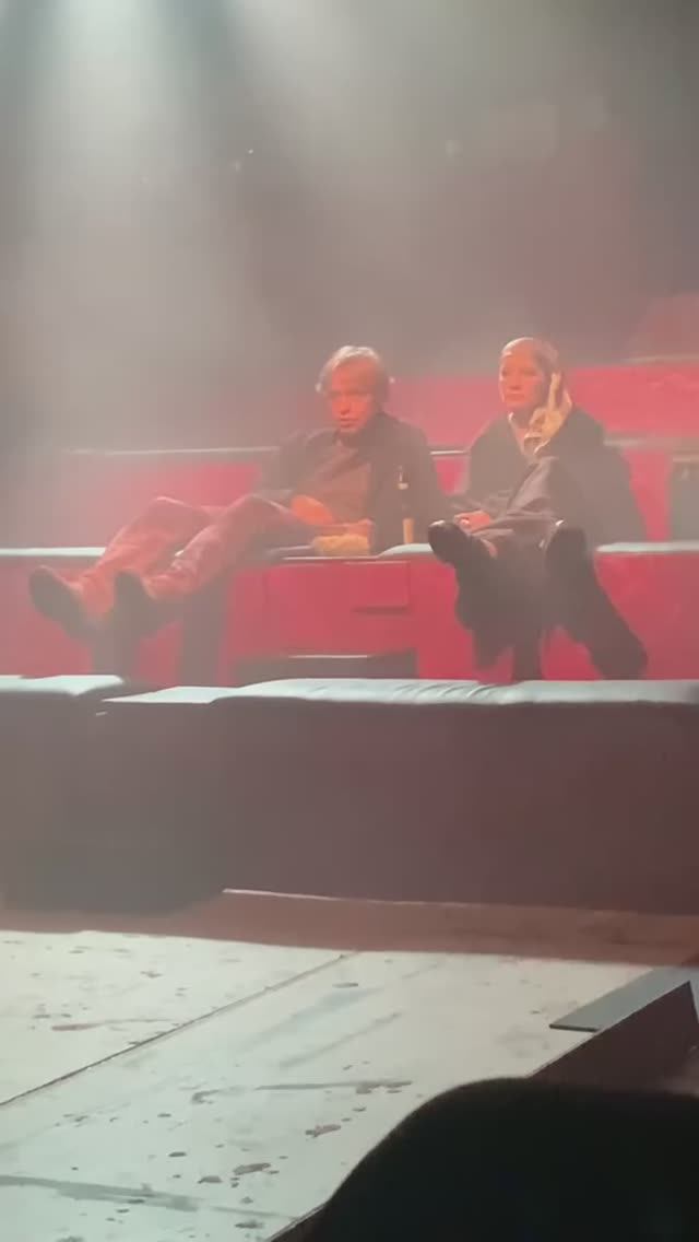 Трейлер спектакля "Саша, привет!"