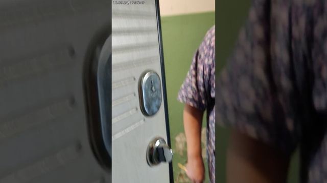 2024-09-10 17h 30m 22 пришла  на разборки высказал этой тафинцевой как есть правду стоит лжет