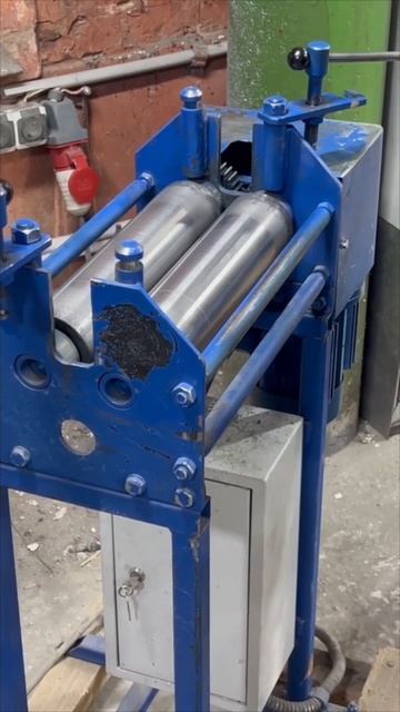 Процесс вальцовки оцинкованной стали 0.5 мм