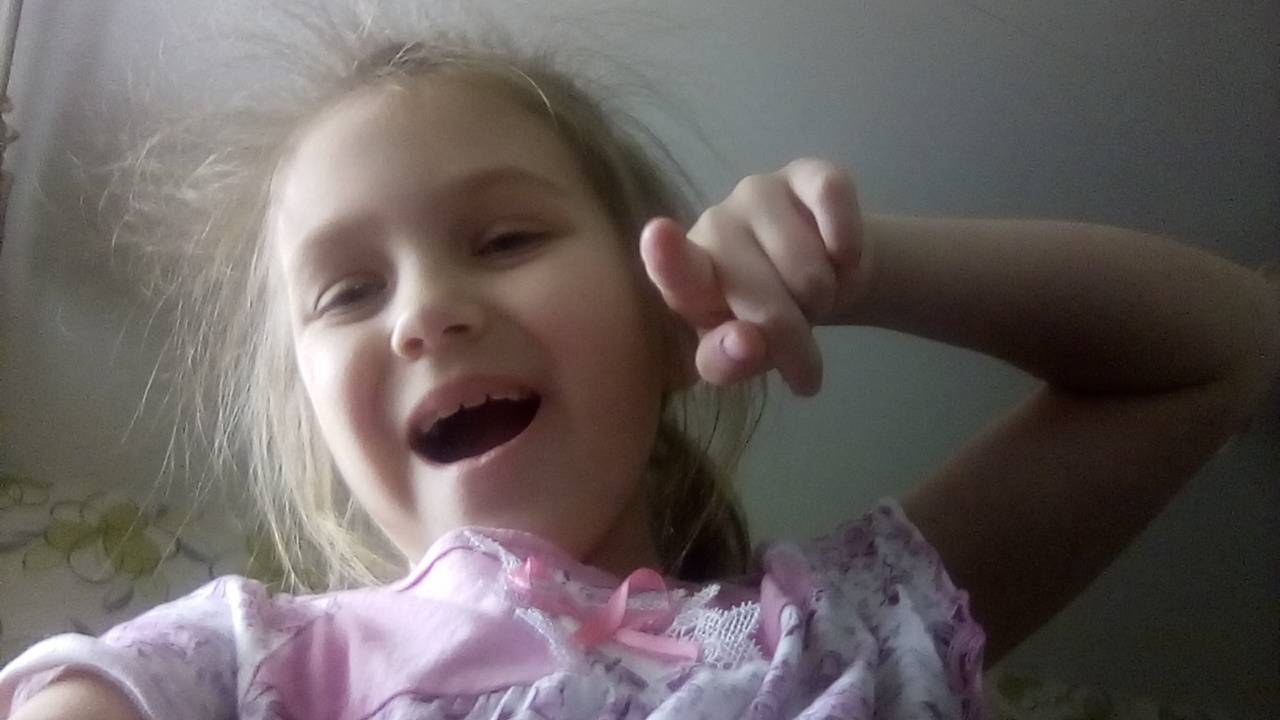 типы за столом!!!