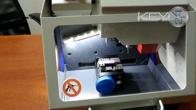 SEC-E9z mini обзор станка с ЧПУ для изготовления ключей
