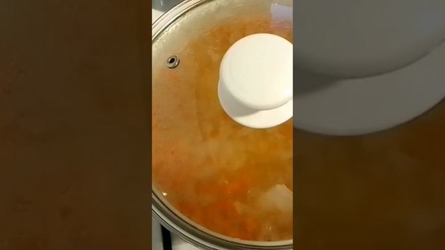 Куриный суп с вермишелью и яйцом