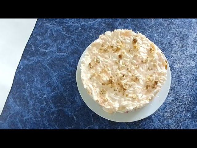 Салат слоёный с яблоком, крабовыми палочками и колбасным сыром