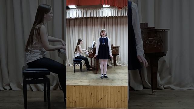 «Колыбельная медведицы» Муз. Е.Крылатова  Исполняет Мигунова Ольга ДХШ 19 Новосибирск